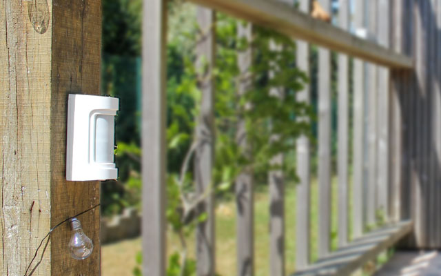 OUTDOOR MOTION DETECTORS: COMPREHENSIVE INTRUSION PROTECTION - Delta Dore